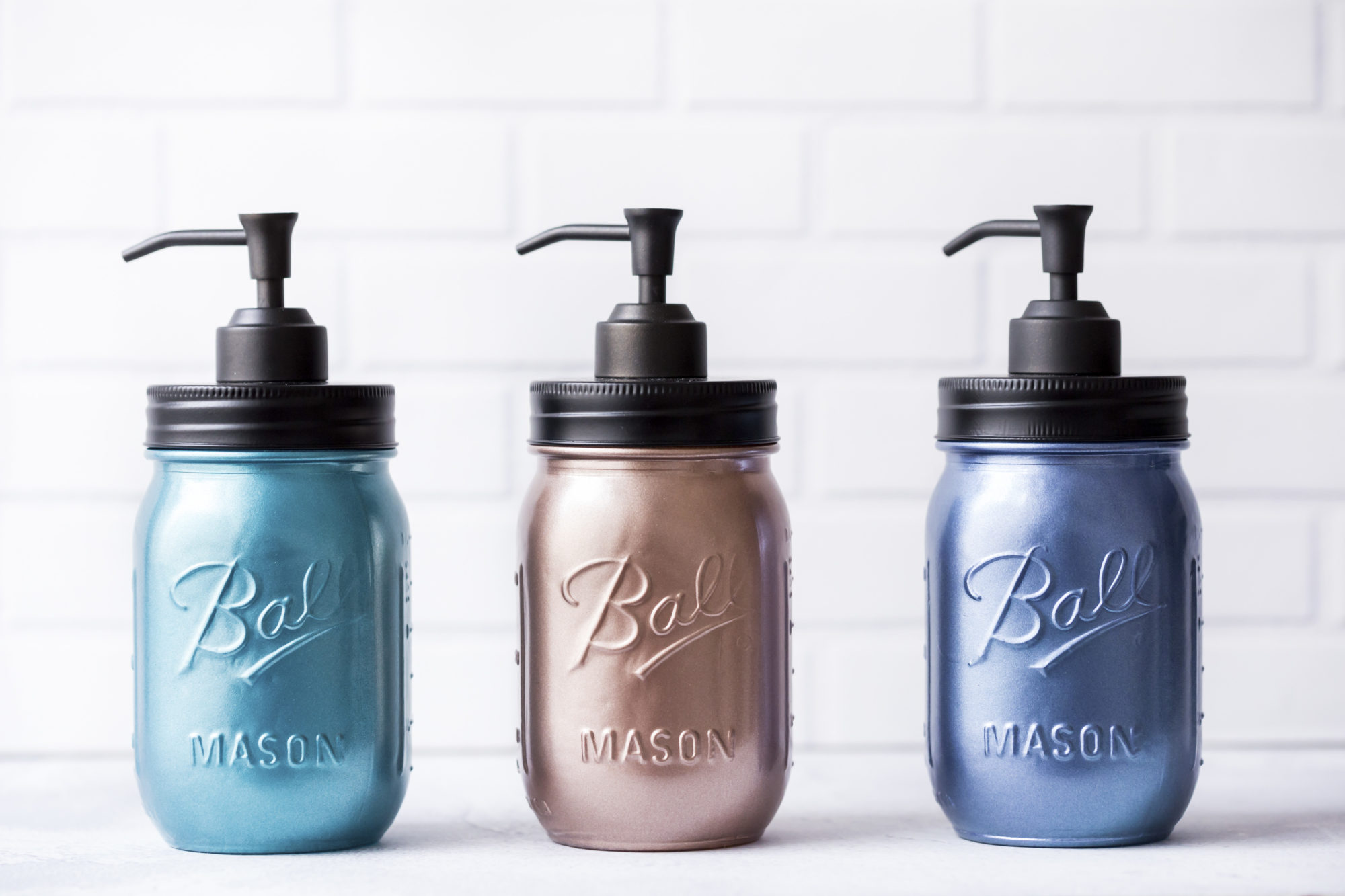 Metallic Soap Dispenser – Embellish your bathroom the easy way
