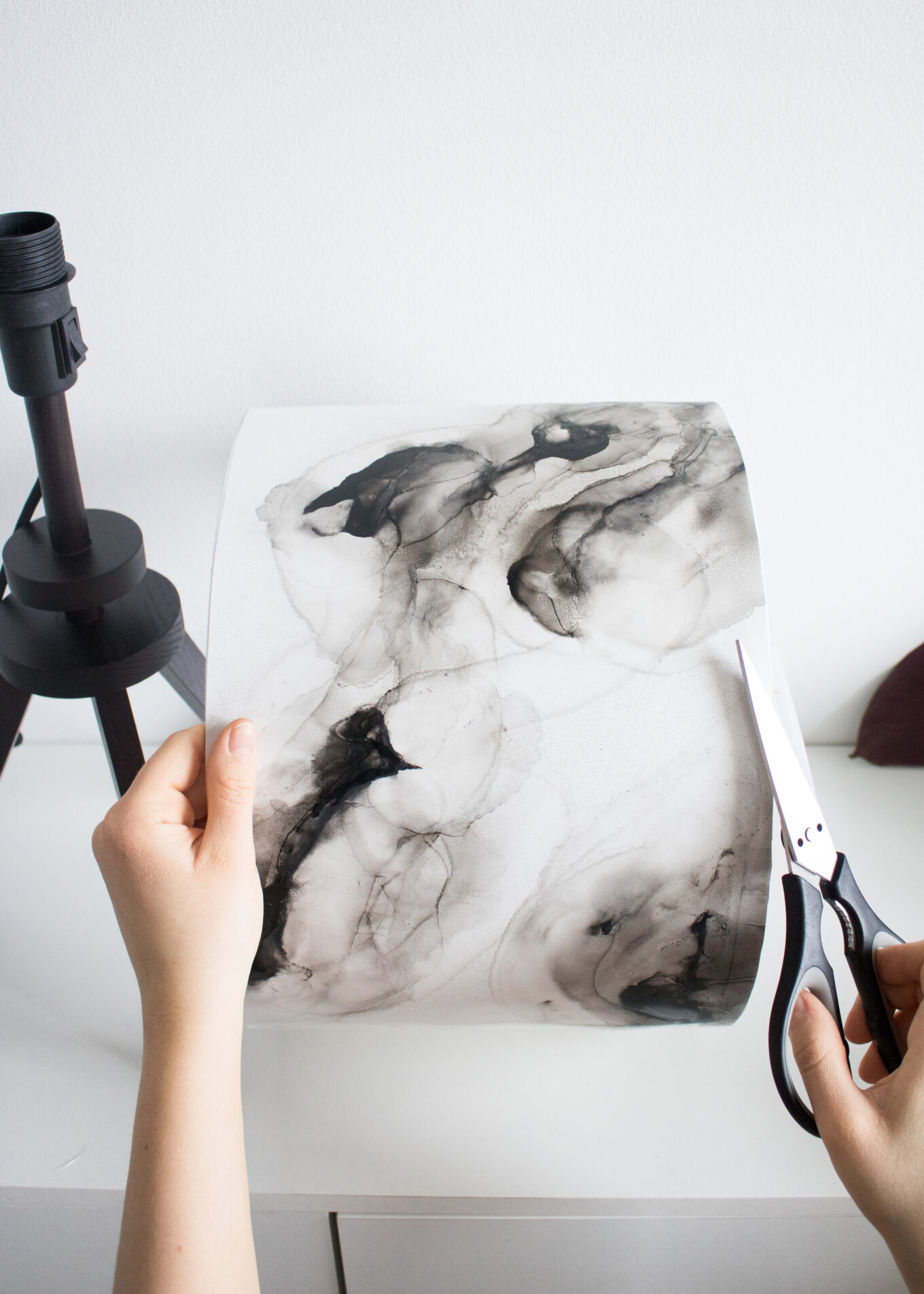 Acetone Art Table Lamp – Creating a mood with functional art
