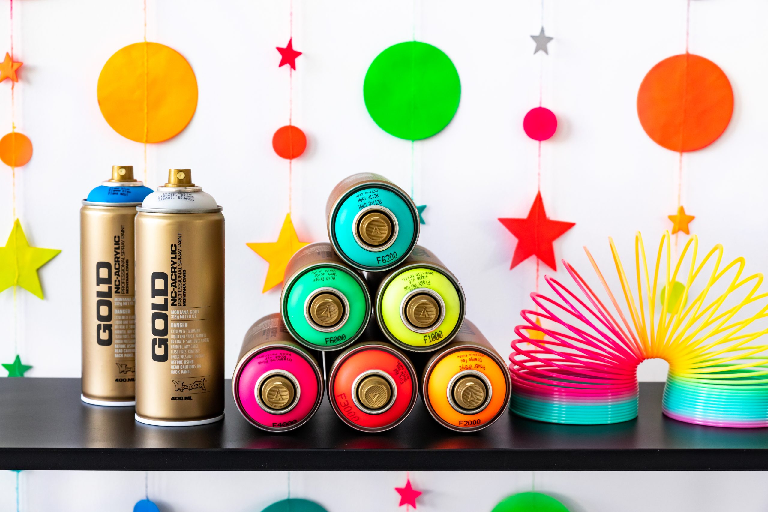 Fluorescent Party Decor – Easy decor for your next party