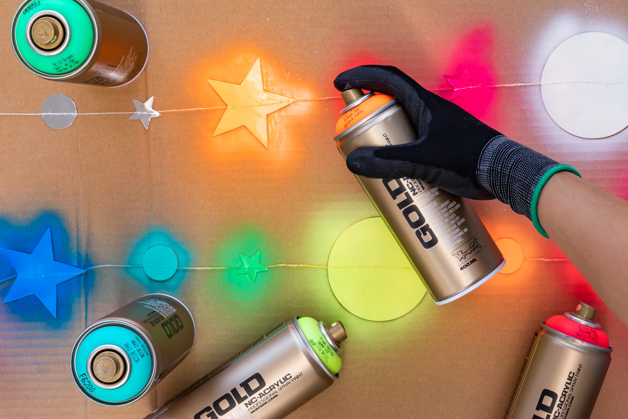 Fluorescent Party Decor – Easy decor for your next party