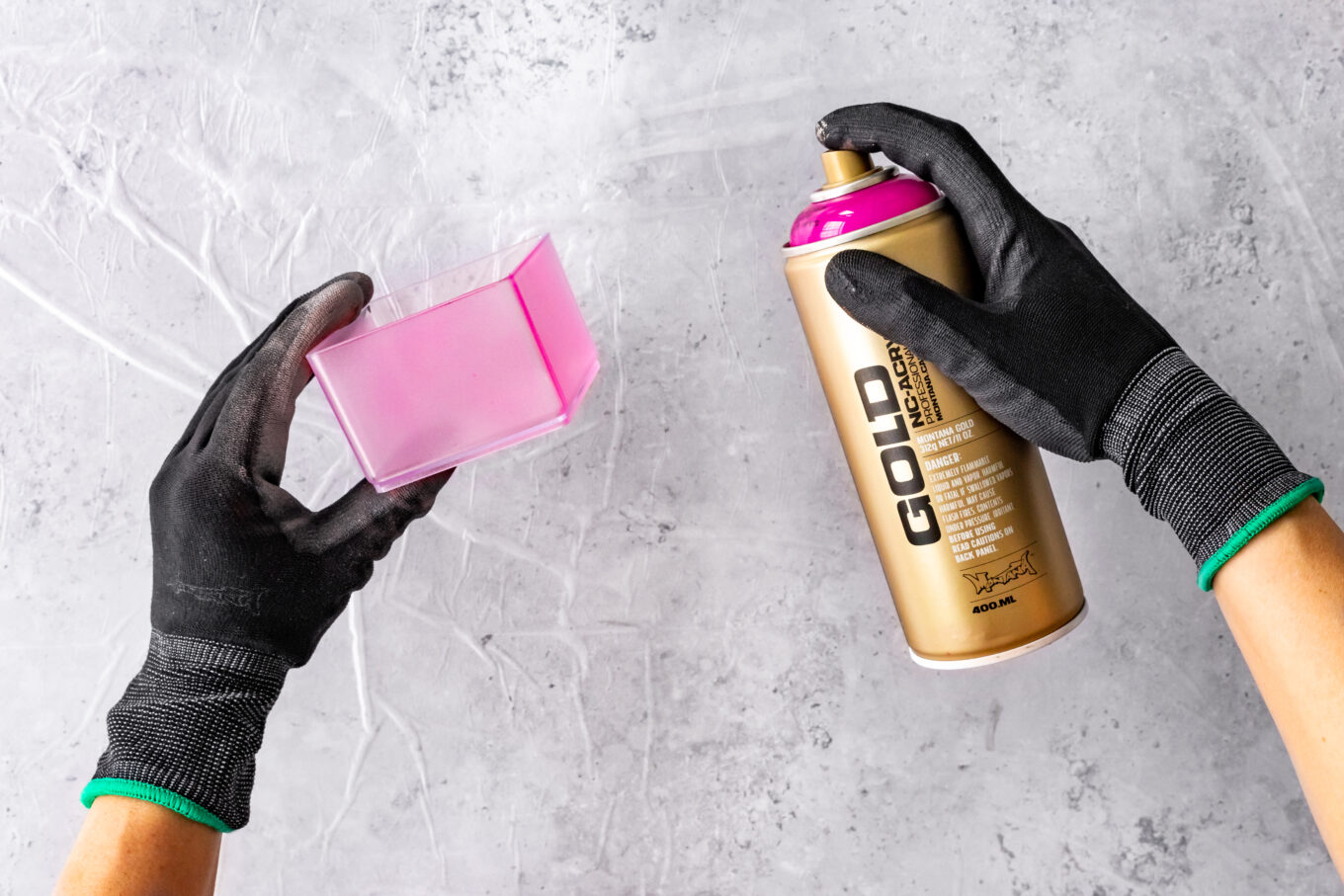 Translucent Plexiglass Containers – Organize your office the fun wa