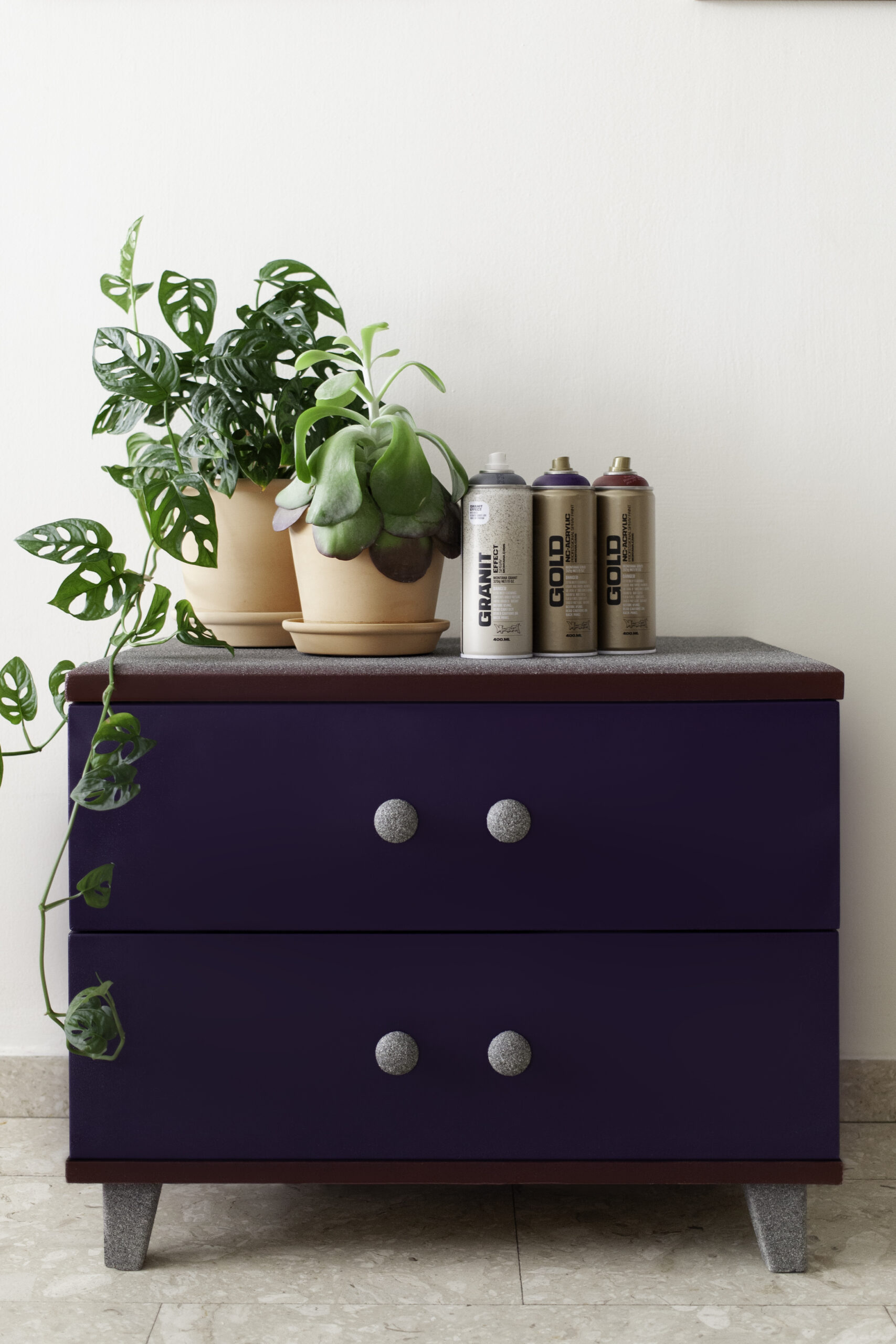 Gradient Wooden Chairs – HOW TO CREATE A BOUTIQUE OMBRÉ